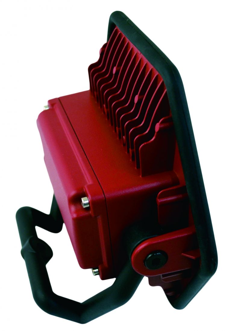 Astro 200SL Sunlight 1800 lm CRI 95 Rechargeable Color Match Flood Lig ...